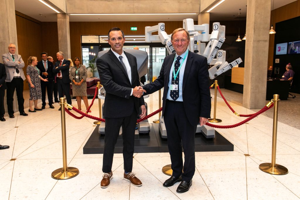 RCS England collaborates with Intuitive to supercharge robotic surgery ...